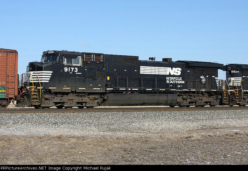 NS 9173